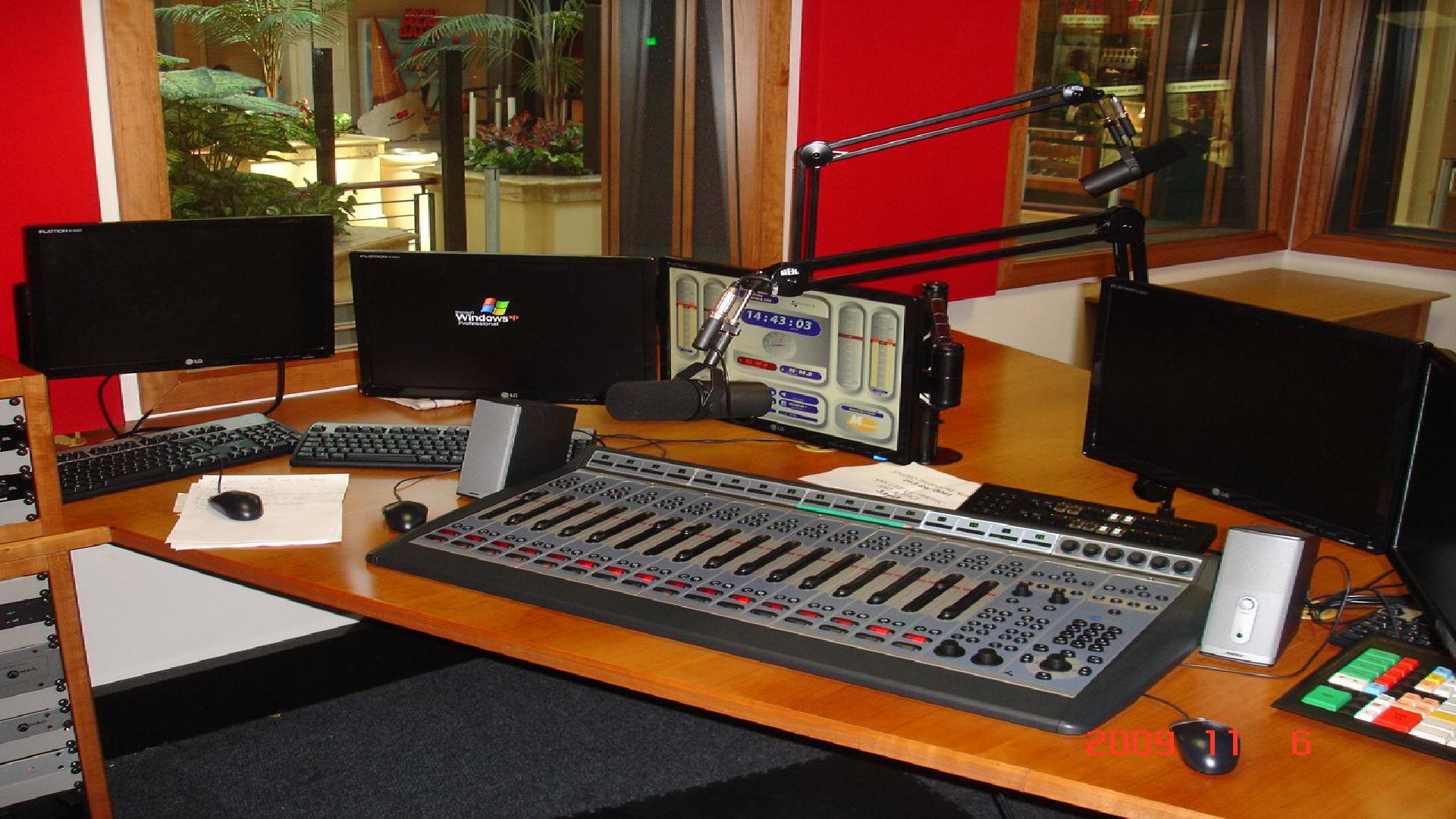 Team Members - Kiss Radio